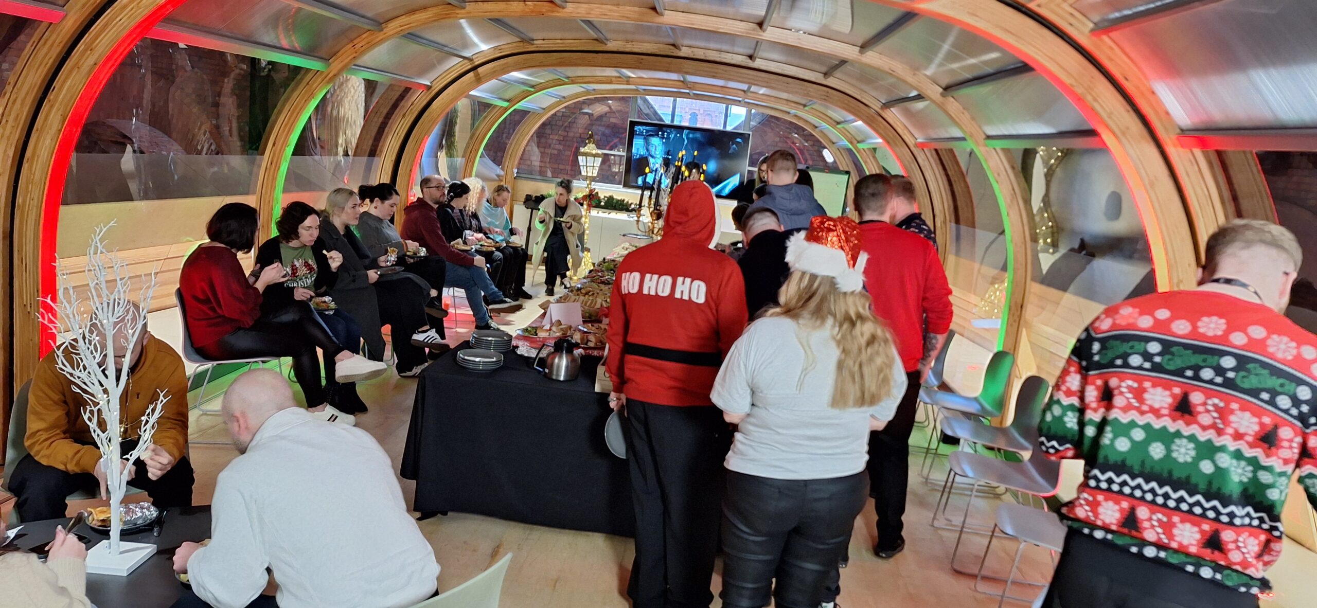 AOB's Christmas buffet! - AOB